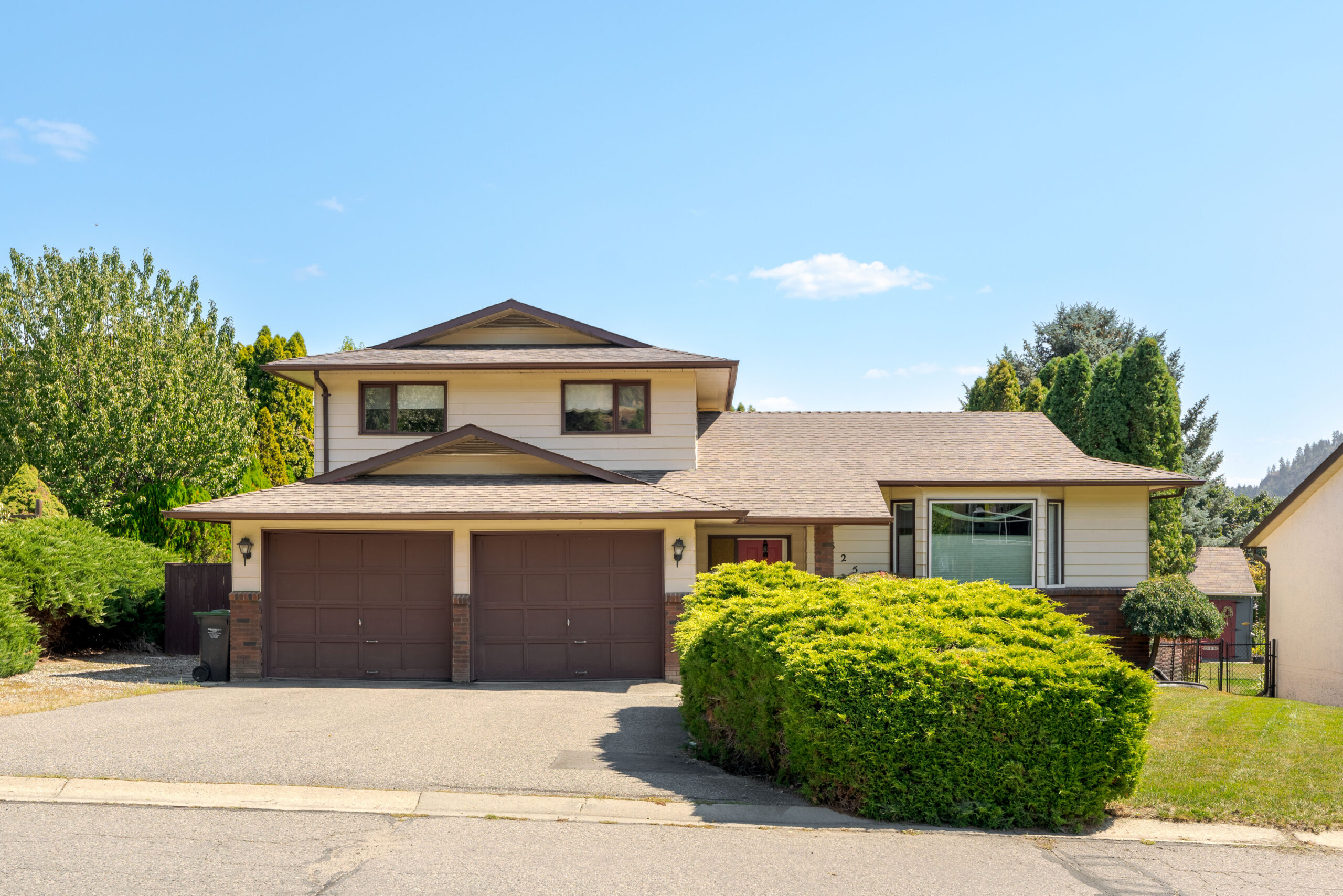 325 Yates Road, Kelowna | RE/MAX Kelowna Stone Sisters