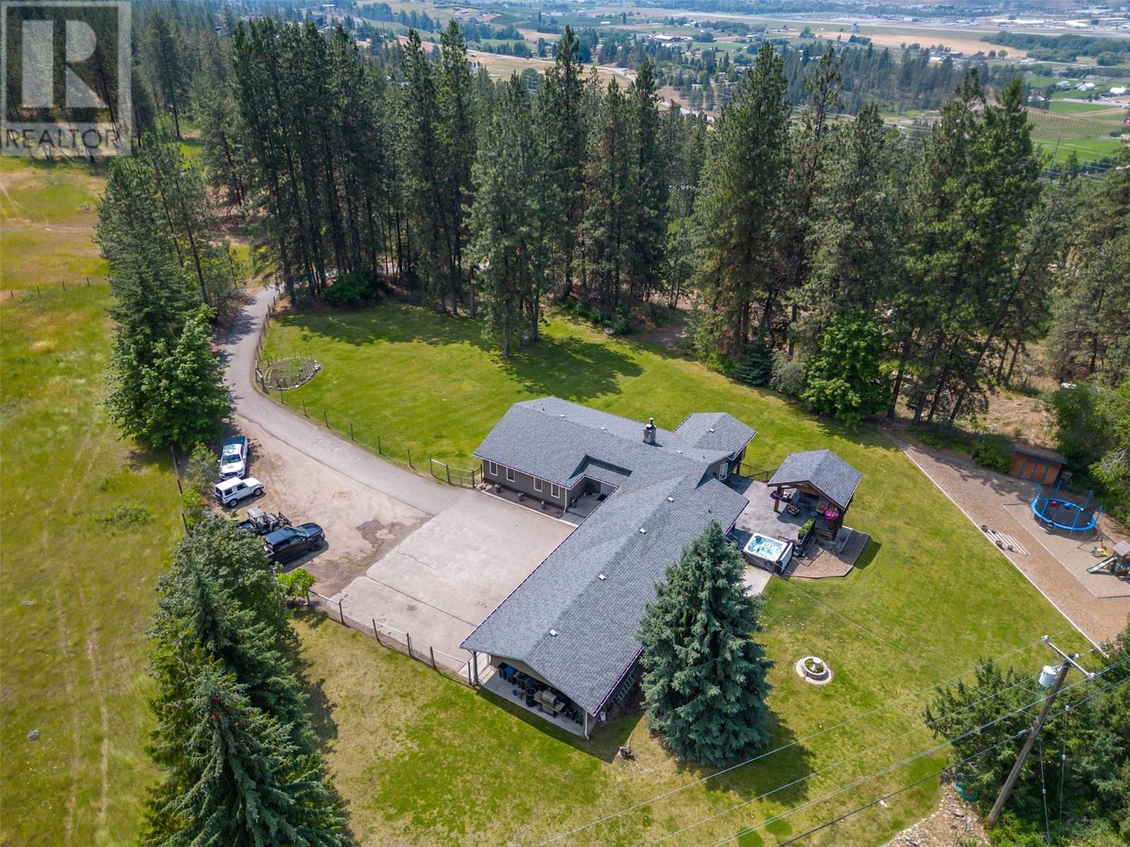 6051 Postill Lake Road, Kelowna | RE/MAX Kelowna Stone Sisters