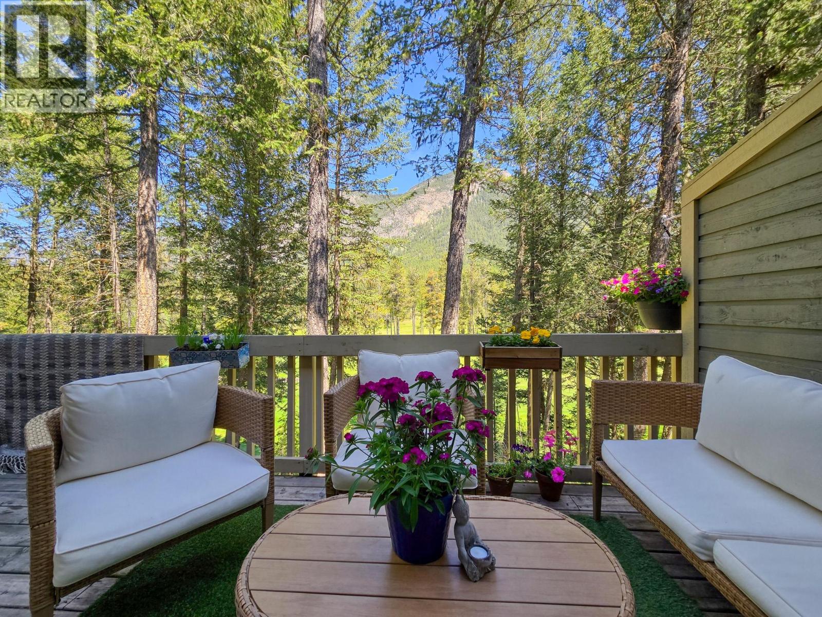 7 7981 RADIUM GOLF COURSE Road, Radium Hot Springs | RE/MAX Kelowna ...